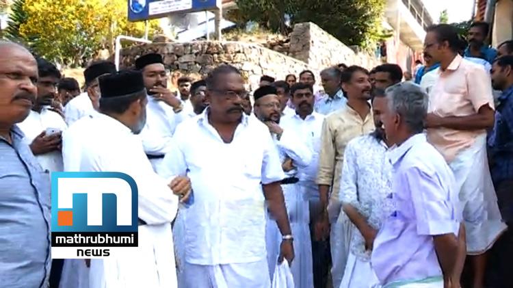 Orthodox-Jacobite Church Dispute In Mannamangalam | Mathrubhumi TV