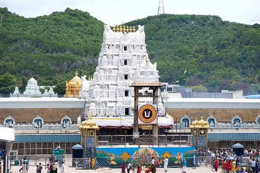 Parakamani theft at Tirumala Temple: CID begins probe into Rs 100 crore ...