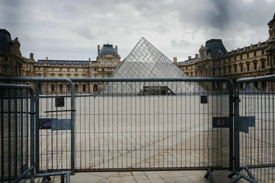 ‘Security worked’ during Louvre heist, says French Culture Minister ...