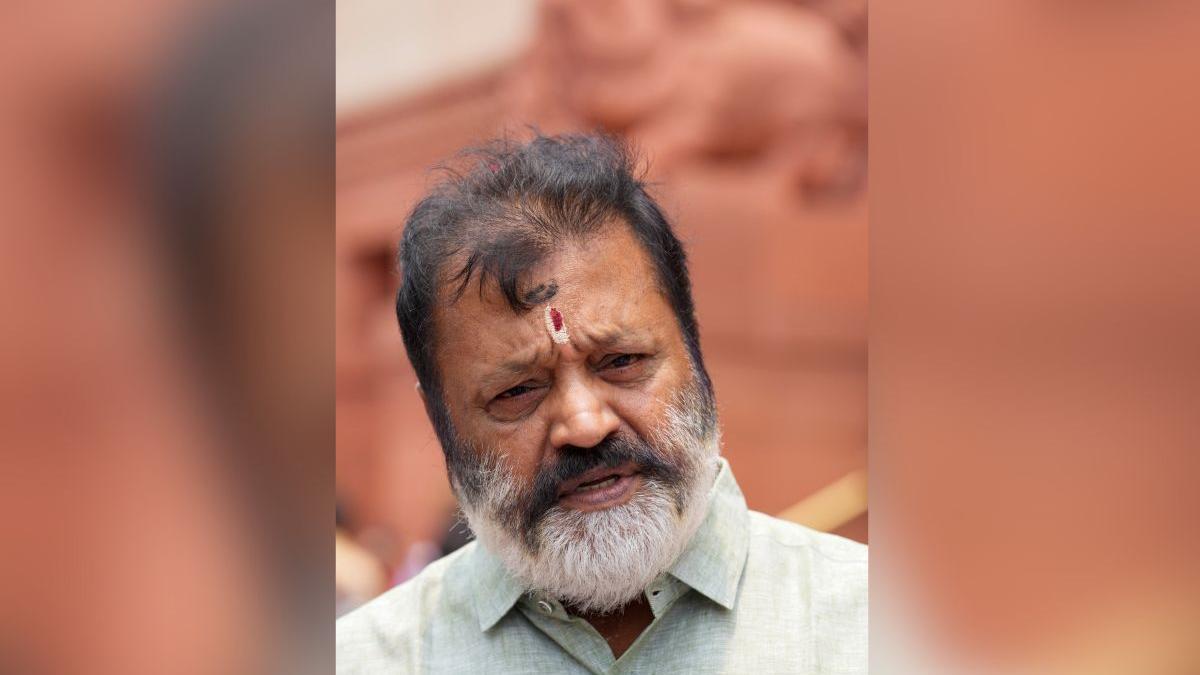 AIIMS in Kerala: Union Minister Suresh Gopi bats again for Alappuzha ...