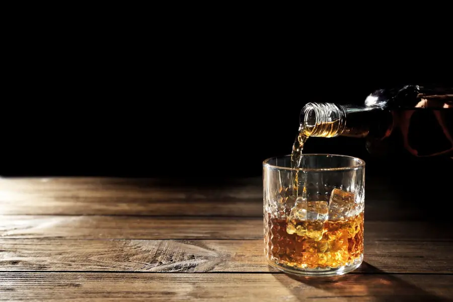 AIIMS Bhopal incident: ‘Doctors’ found drinking outside emergency ...