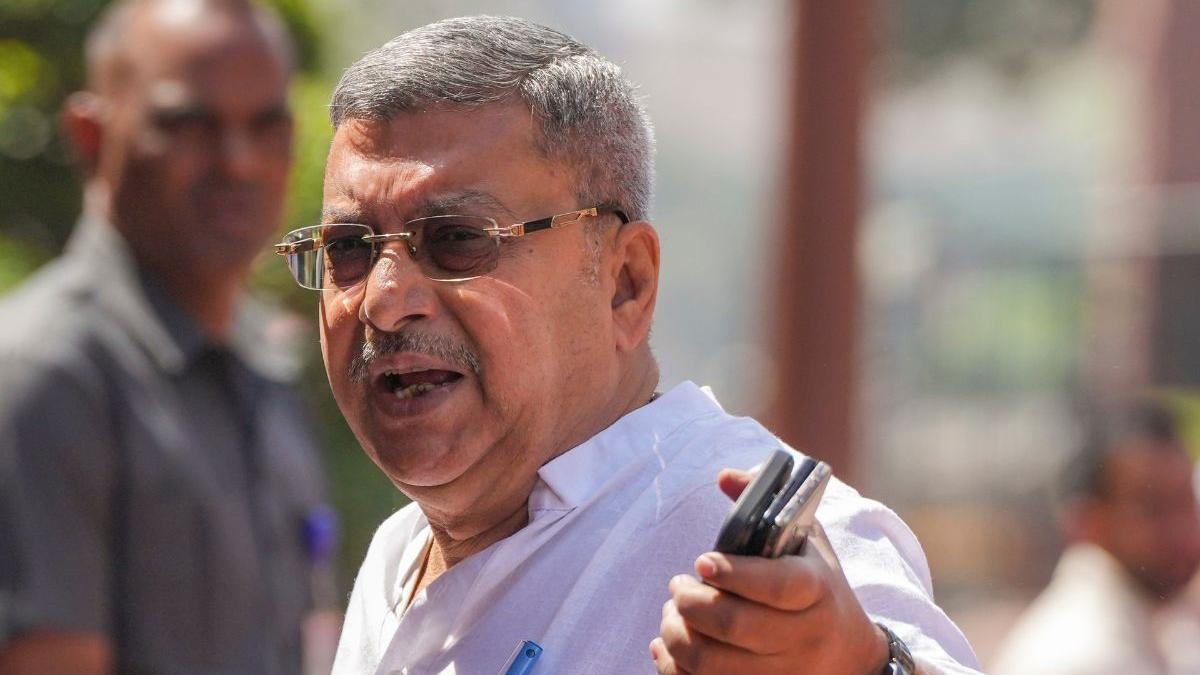 TMC MP Kalyan Banerjee duped of Rs 55 lakh after fraudsters hack old ...