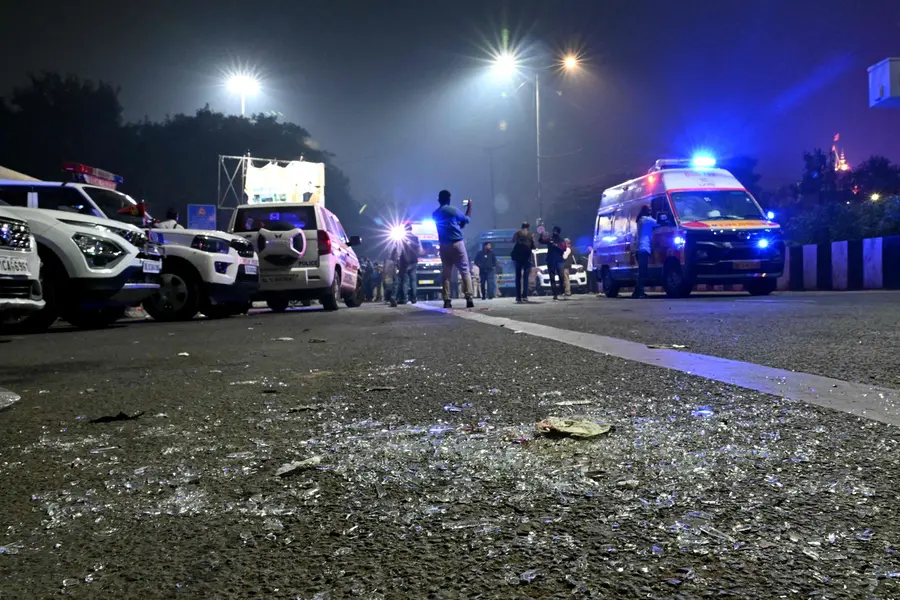 Massive explosion near Red Fort Metro Station in Delhi kills 10 ...