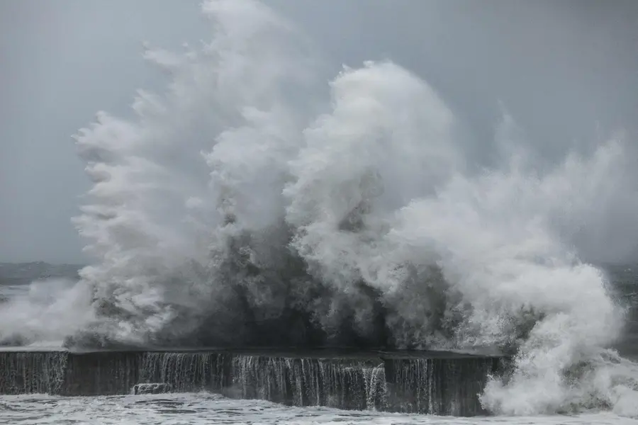 Taiwan evacuates over 8,000 as tropical storm Fung-wong nears | WATCH