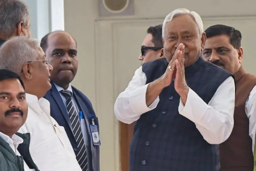 Nitish Kumar to take oath for record 10th time as Bihar CM ...