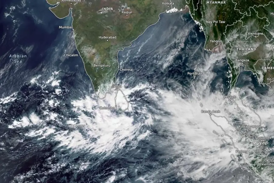 Cyclone Senyar strikes Indonesia; Tamil Nadu, Kerala, Andhra to face ...