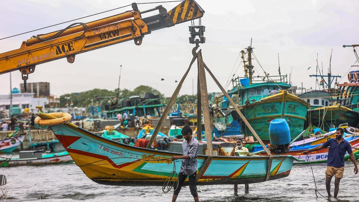 Residents on edge as Cyclone Ditwah threatens South India with heavy ...
