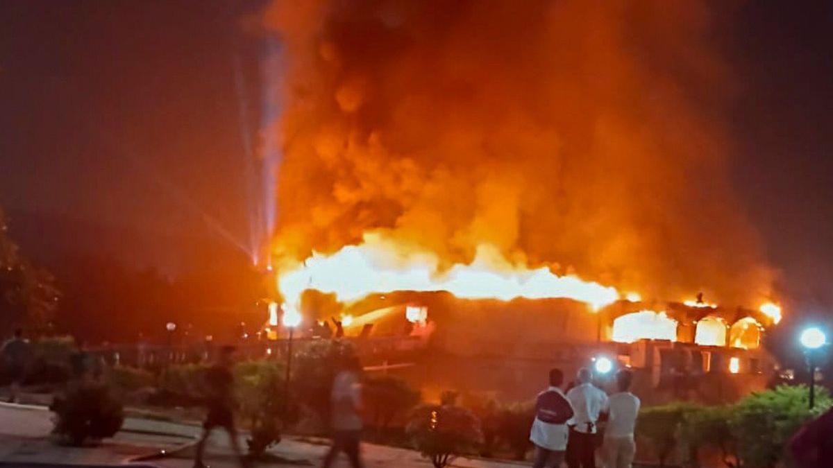 Goa tragedy: Massive fire from suspected cylinder explosion claims 25 ...