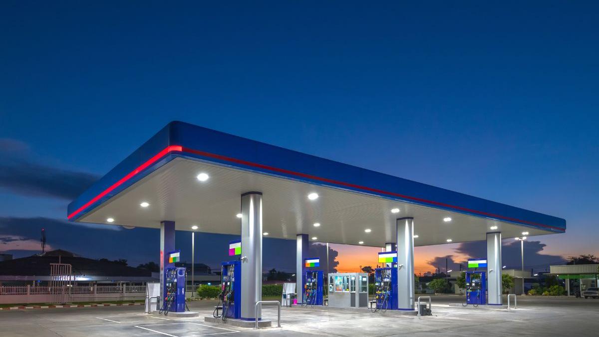 City-wise fuel update (12-12-2025): Petrol, diesel steady in metros; slight hike in Kerala, Jaipur