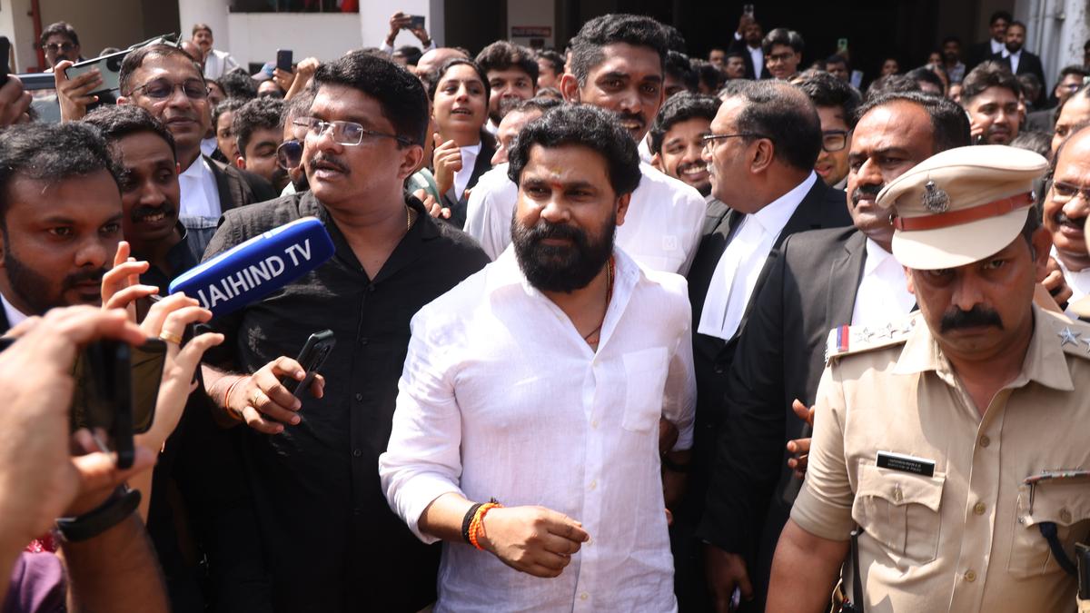 ദിലീപിനെ എന്തുകൊണ്ട്‌ വെറുതേവിട്ടു? പ്രോസിക്യൂഷൻ ചൂണ്ടിക്കാണിച്ച ...