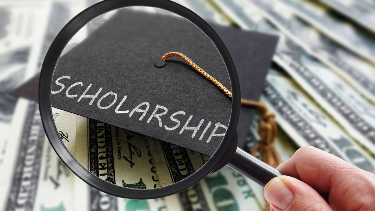AICTE Scholarship Schemes 2025 open for Technical Degree and Diploma ...