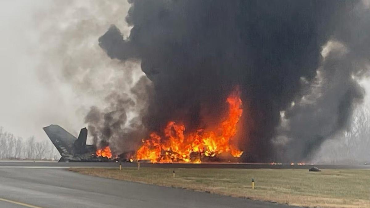 Multiple fatalities reported in fiery Cessna C550 jet crash in US | VIDEO