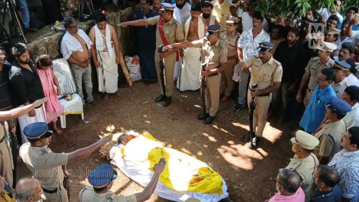 Kerala says goodbye to Sreenivasan, forever in our stories and hearts