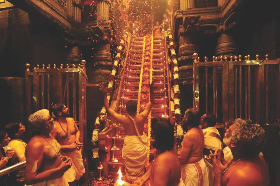 Sabarimala mandala pooja: Essential details on rituals, golden attire ...