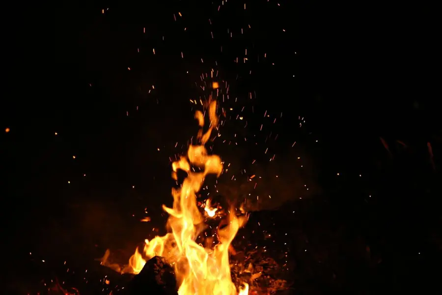 Major blaze breaks out at godown complex in Thane’s Mumbra area ...