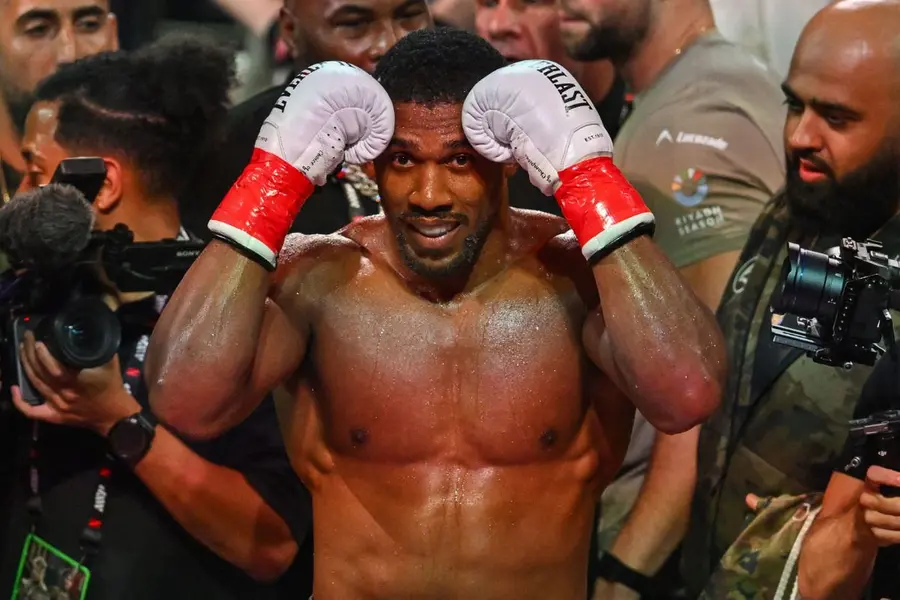 Boxing champion Anthony Joshua injured in fatal highway crash ...