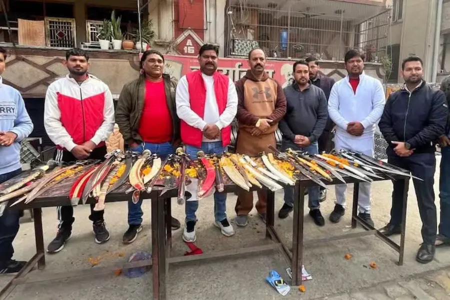 10 arrested after viral video shows Hindu Raksha Daal members ...