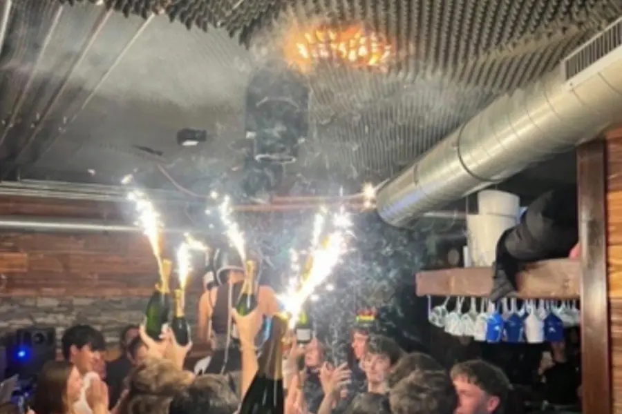 เย็ดสาวนักศึกษา