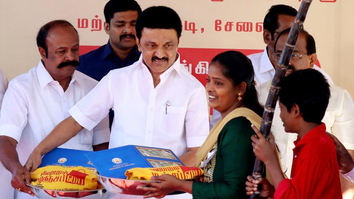 Pongal gift hamper 2026: Tamil Nadu families may get ₹3,000 cash support