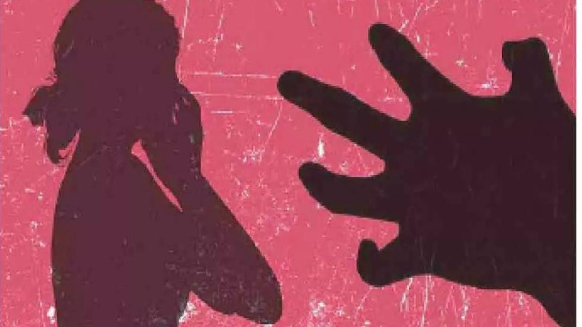 UP horror: YouTuber arrested, cop on run after gang rape of 14-year-old ...