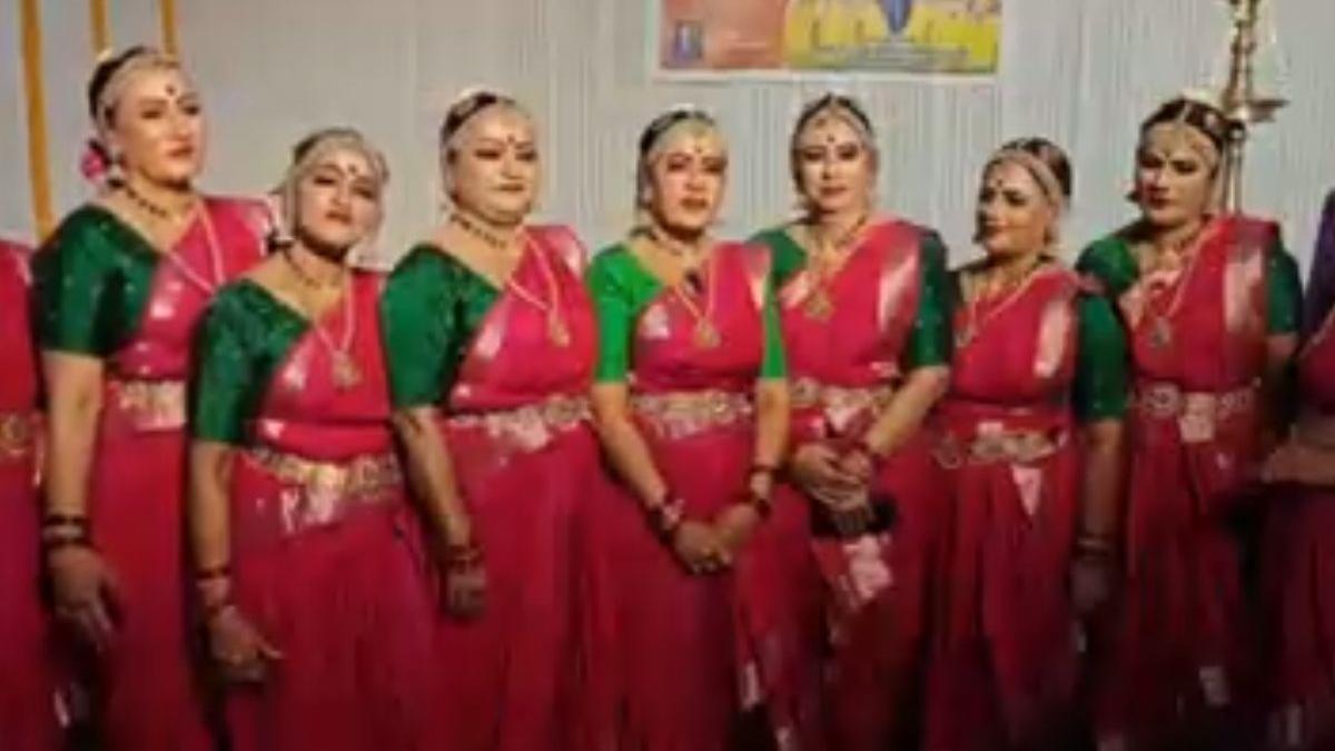 Grace has no age: Kerala women in their 60s take 1st Bharatanatyam bow ...