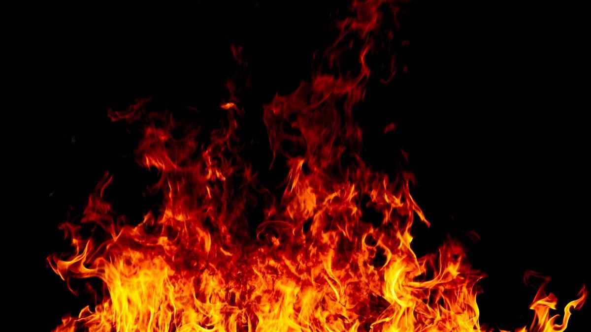 30 houses destroyed after gas cylinder blast in Andhra village