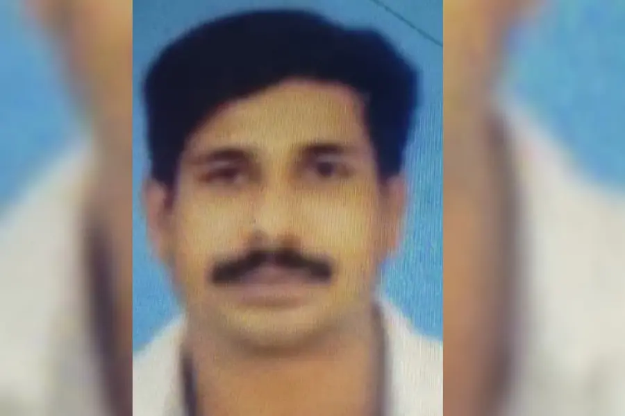 കത്തി മോഷ്ടിച്ചെന്ന് പറഞ്ഞ് മുഖത്തിടിച്ചു; യുവാവിനെ ചെത്തുകത്തി കൊണ്ട് ...