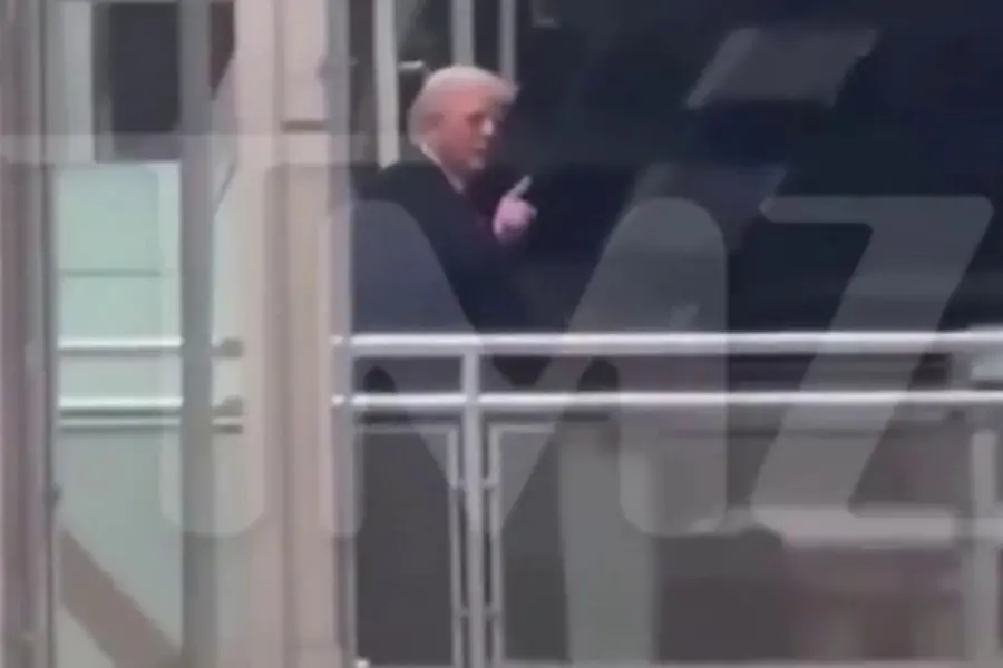 Trump shows middle finger, tells Ford worker ‘fk you’ after ‘paedophile ...