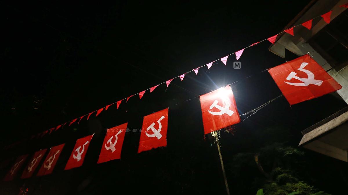 'പാർട്ടിയുടെ ബിസിനസ് സൗഹൃദങ്ങൾ വ്യാപാരസാധ്യത കൊണ്ടുവന്നിട്ടുണ്ടാകാം ...