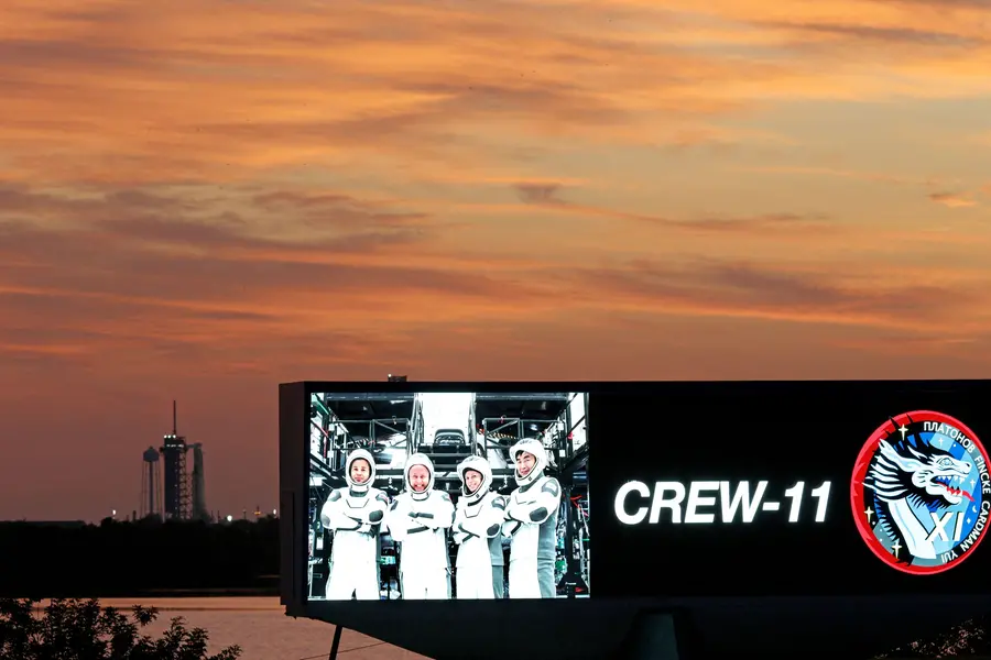 Why astronaut health concerns led to an early ISS splashdown and what ...