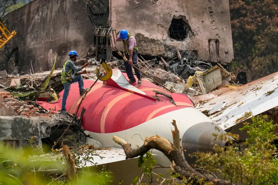 US safety group flags past technical issues in crashed Air India Dreamliner