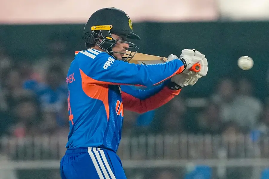 Abhishek Sharma smashes 14-ball fifty vs New Zealand, falls just short ...