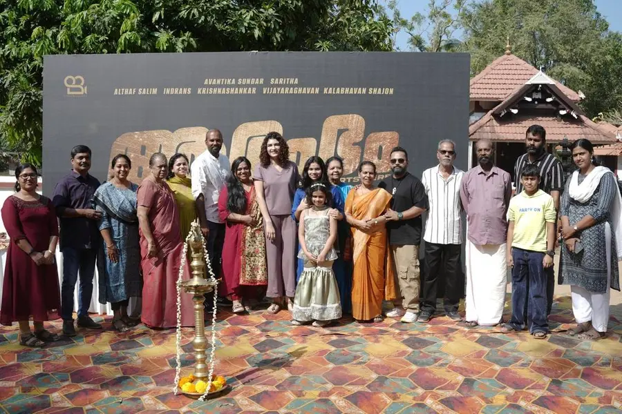 Khushbu’s daughter Avantika Sundar begins Malayalam journey with ...