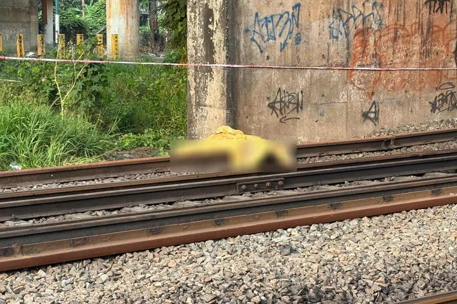 Body of woman found on railway track in Kochi; murder suspected ...