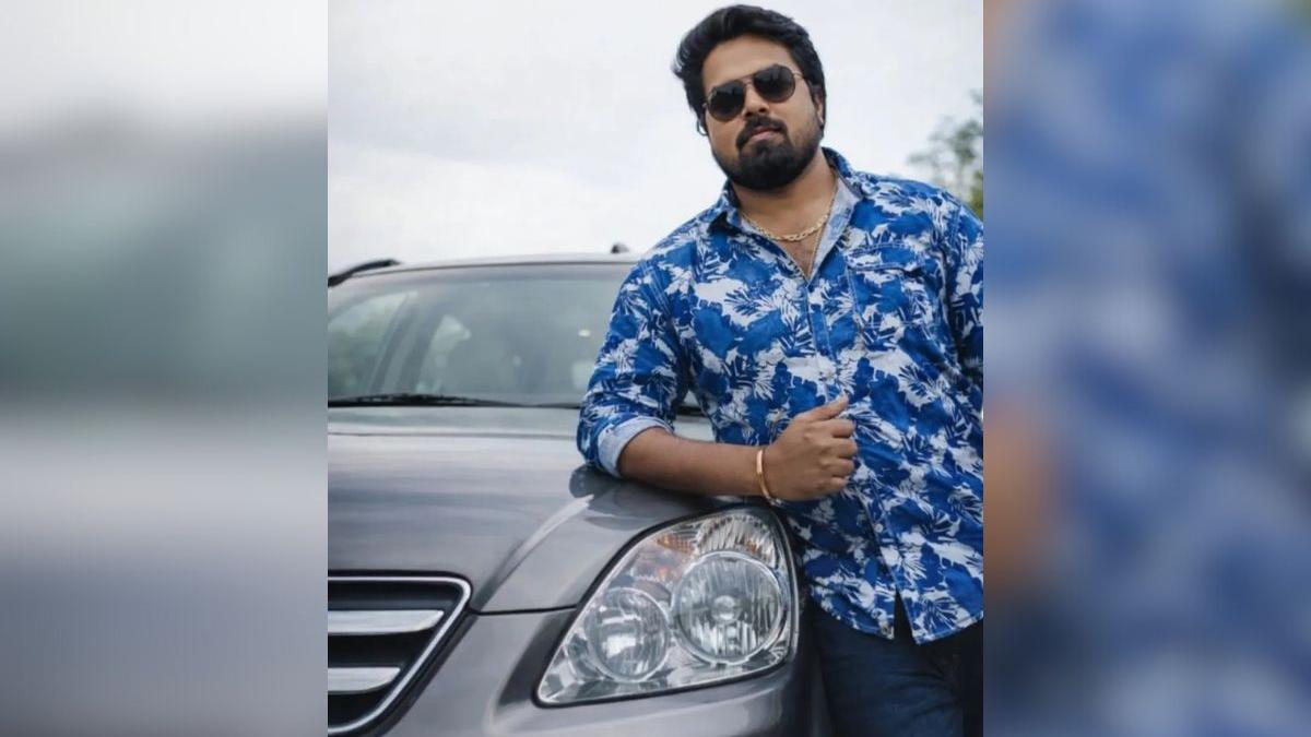 Kannada director kidnapped, beaten with hockey sticks in Bengaluru ...