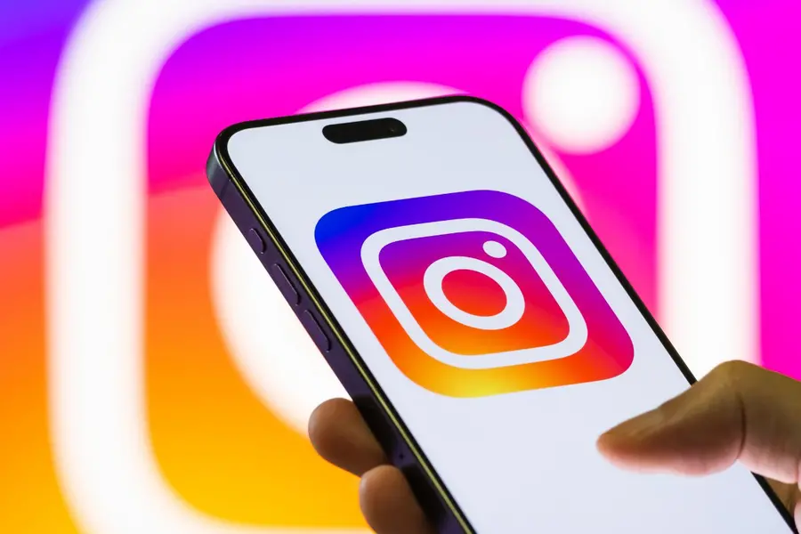 Is Instagram down? Thousands report messaging problems worldwide ...