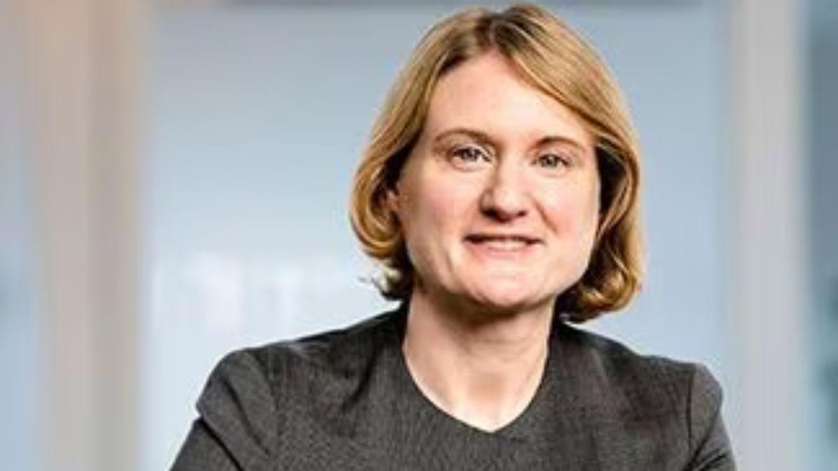 Who is Hilary Maxson, Oracle’s new CFO with $3.45 million pay package ...
