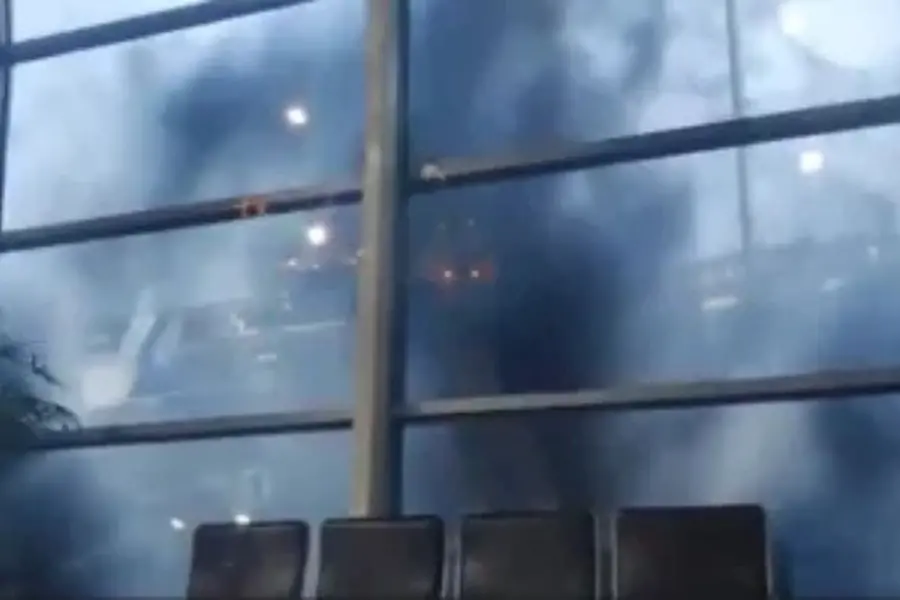 Fire at Mumbai airport’s T1 seating area, thick smoke engulfs terminal ...