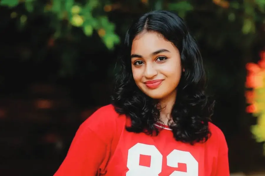 Vazha 2 | 'വാഴ-2' ലെ അലന്റെ സഹോദരി അഷ്ന; കന്നിച്ചിത്രത്തിലൂടെതന്നെ ...