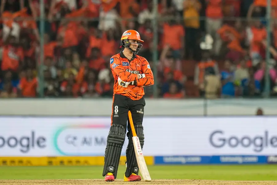 Abhishek Sharma 135* vs DC | SRH Father-Son Batting Record ...