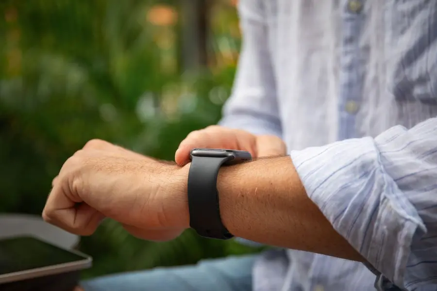 Amazon smartwatch deals offer up to 60% discount on popular brands ...