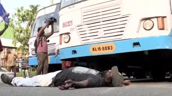 നിതിൻ രാജിന്റെ മരണം: സംസ്ഥാനവ്യാപക ഹർത്താൽ ആരംഭിച്ചു, കെഎസ്ആർടിസി ബസുക ...