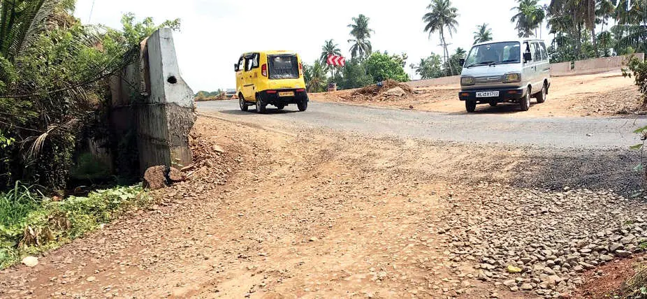 National Highway 66 construction causes dangerous traffic diversions ...