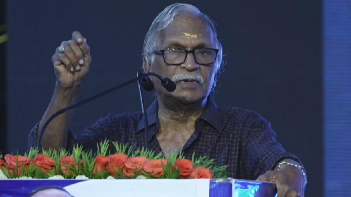 Sreekumaran Thampi | ഒരു നേതാവും മന്ത്രിയും രാജാവല്ലെന്ന് ശ്രീകുമാര ...