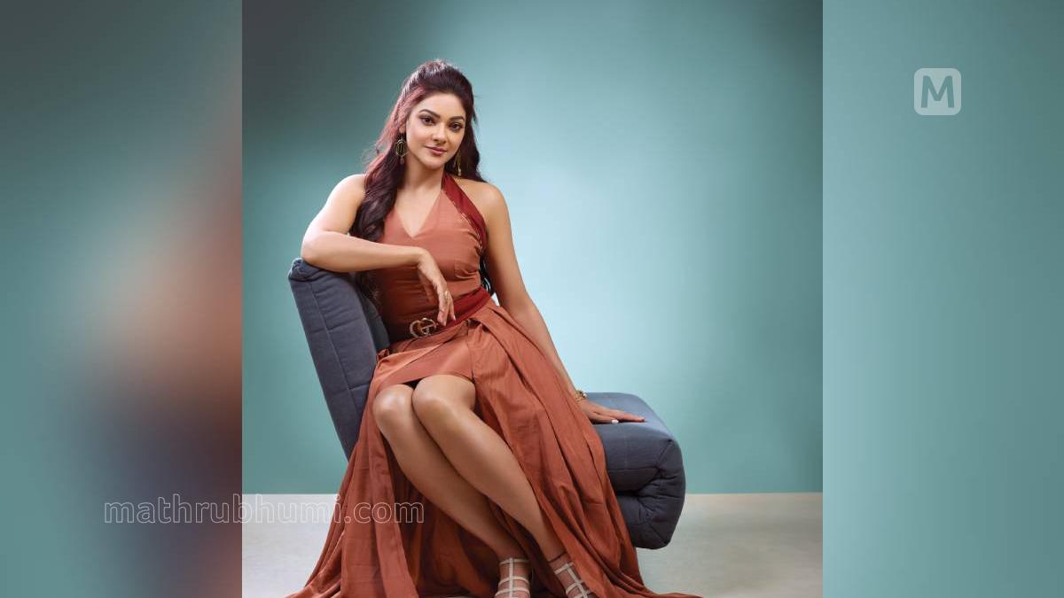 അഭിരാമിയുടെ ജീവിത വിശേഷങ്ങൾ: സിനിമയിലേക്കുള്ള തിരിച്ചുവരവും ഫിറ്റ്‌നസ് ...