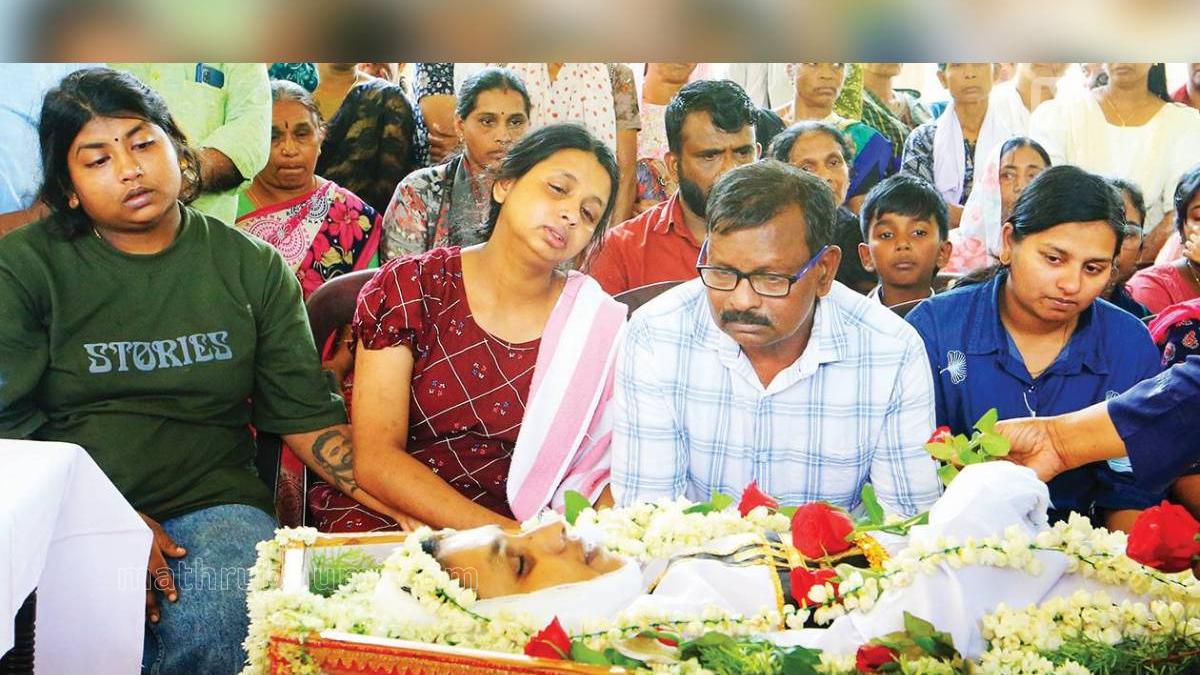 ‘പ്രിയപ്പെട്ടവളേ’ എന്ന് വിതുമ്പി ഷാജി, ജീവിതത്തോട് പൊരുതിയവ ...