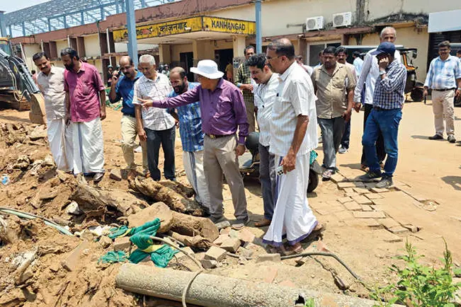 കാഞ്ഞങ്ങാട് റെയിൽവേ സ്റ്റേഷൻ അടിമുടി മാറുന്നു | Mathrubhumi