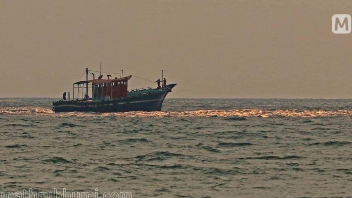 Kerala imposes 52-day trawling ban from June 9 to protect marine ...