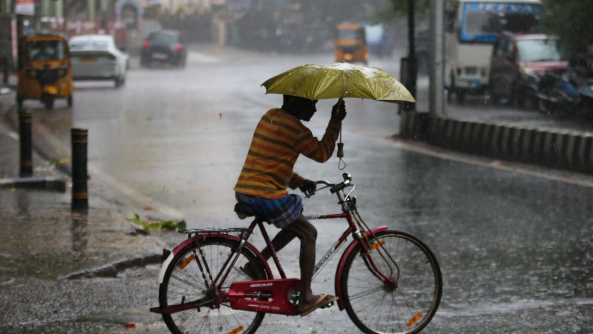 IMD issues Orange alert in Kerala as Southwest monsoon set to arrive by ...