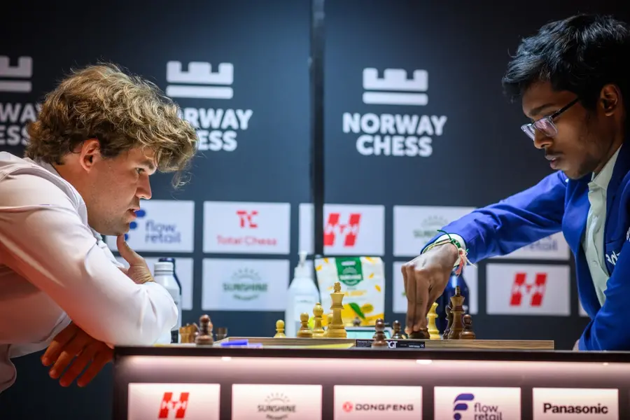 Praggnanandhaa Beats Carlsen Again in Norway Chess 2026 Round 8 ...